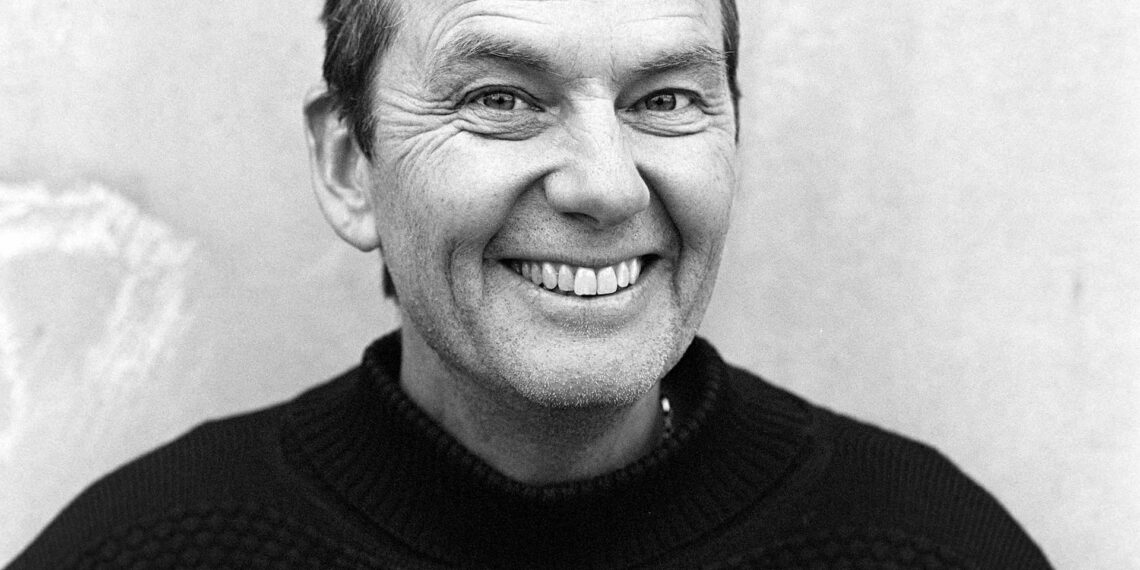 For børn og deres voksne: Peter og ulven for fuld musik – og tegninger ...